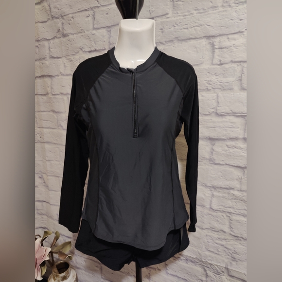 Daci | Swim | 2 Piece Rash Guard With Boy Shorts Longsleeve Zipper ...